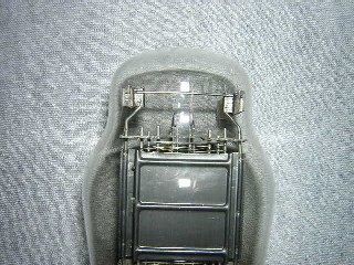 ST管のKL71403です。フィラメント3本吊りのタイプです。